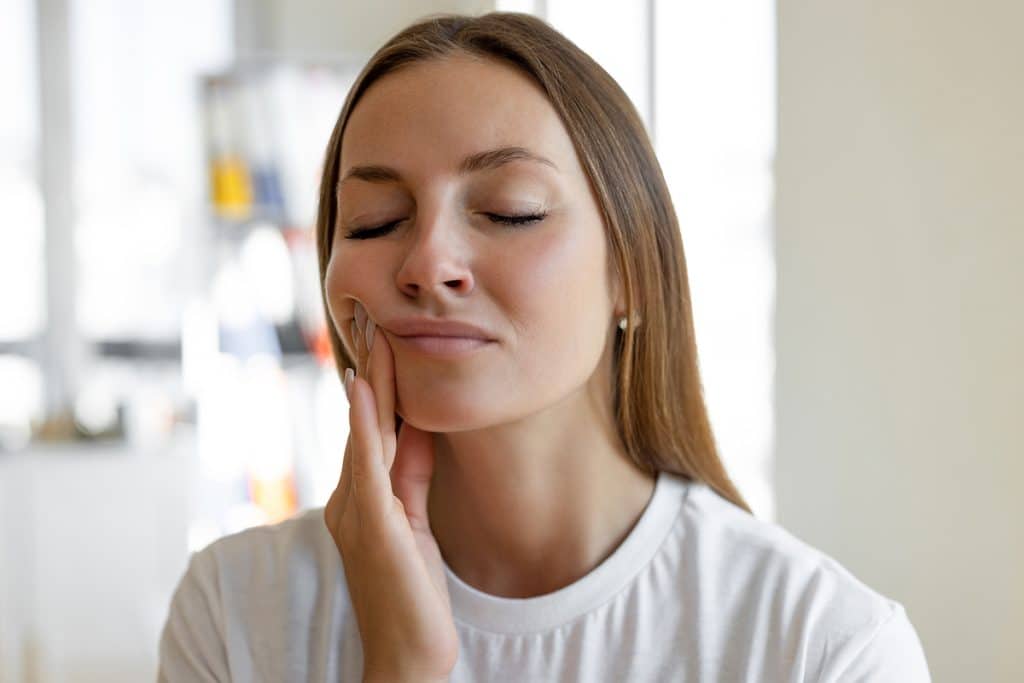 How Long Does Wisdom Teeth Removal Recovery Take? - Upper West Side ...